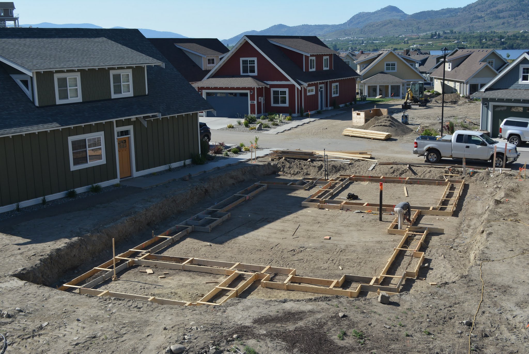 Construction May 17 - Lakeside Cottages, Okanagan Valley real estate